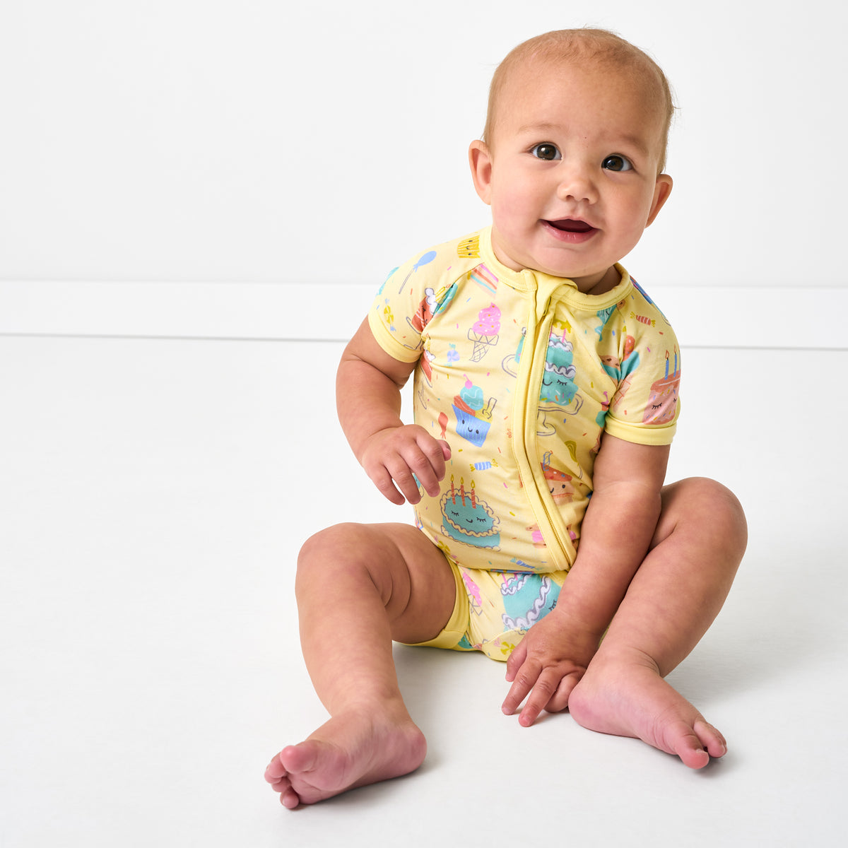 Frosted Fun Shorty Zippy | Little Sleepies